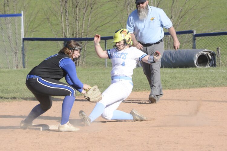 Lady Colts trip Lady Bucs | News, Sports, Jobs - The Intermountain